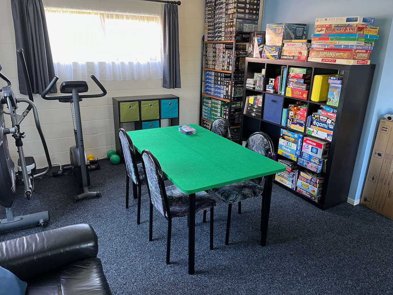 A Quick Gaming Table Conversion - Digicool Things